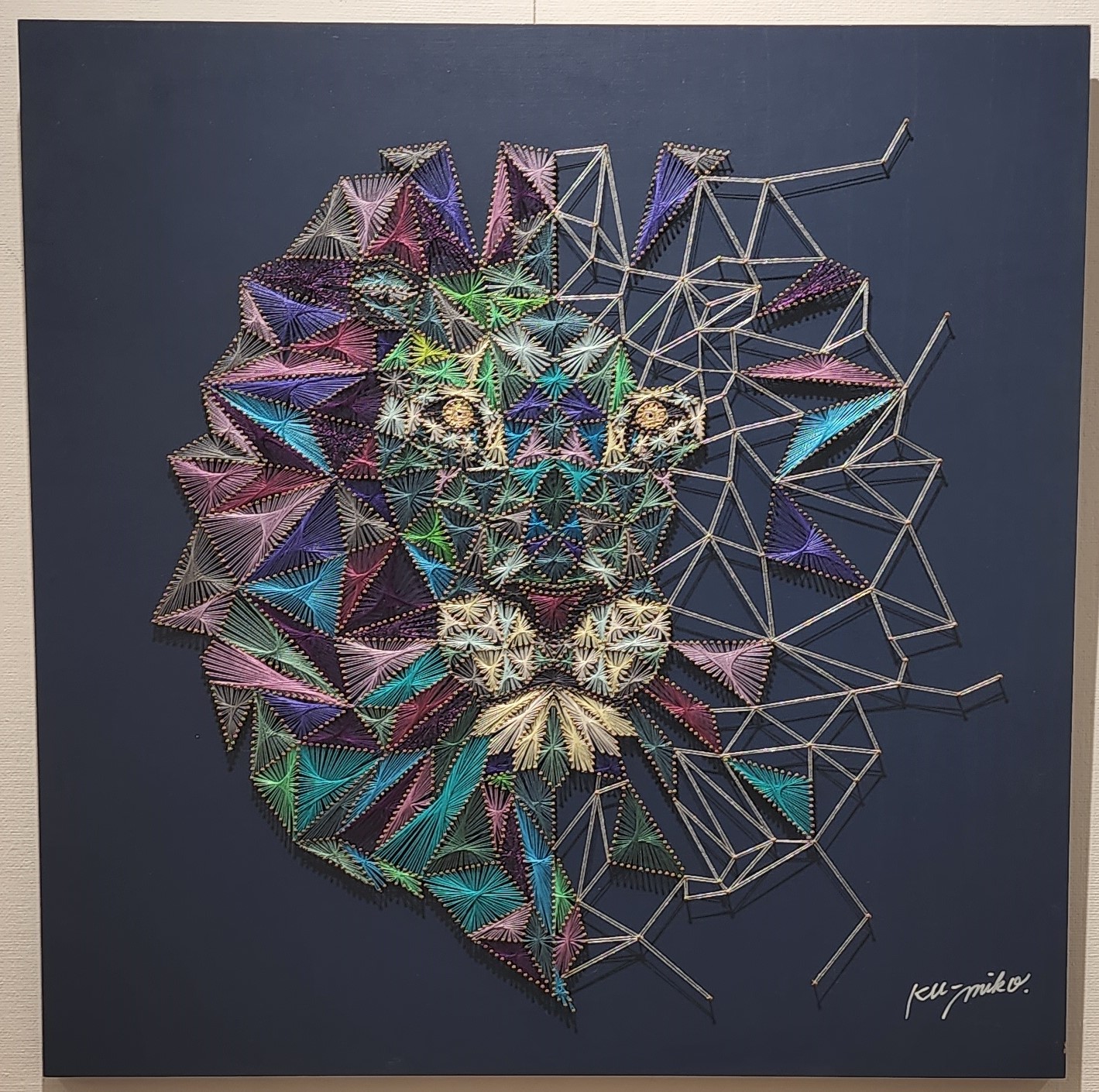 「ストリングアーティスト」美崎久美子さん 個展開催中 - アマテイ株式会社｜釘・ネジのアマテイ Amatei｜兵庫県尼崎市 ＊アマテイは、釘の ...